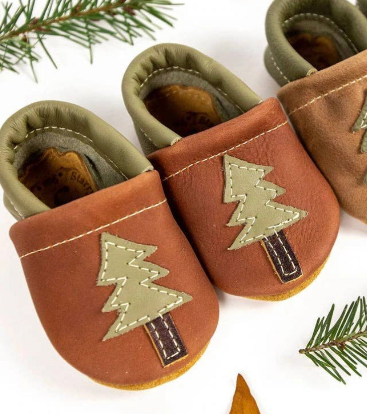 PINE TREE baby slippers – MOSS